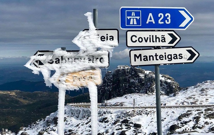 O frio esta a chagar nestes 15 locais no norte de Portugal podes ver Neve