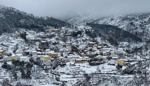 A aldeia mais alta de Portugal fica a 1200 metros de altitude